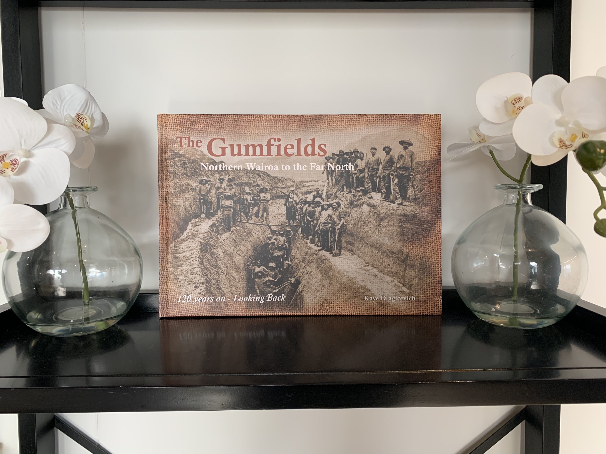 Gumfields Book - Ultimo Group